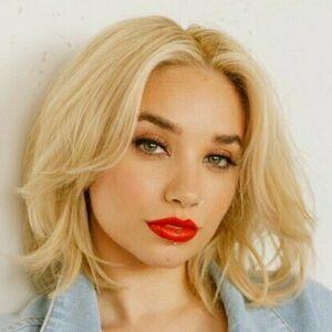 Molly-marie28 Nude Onlyfans Leaked Media | CelebJiahd